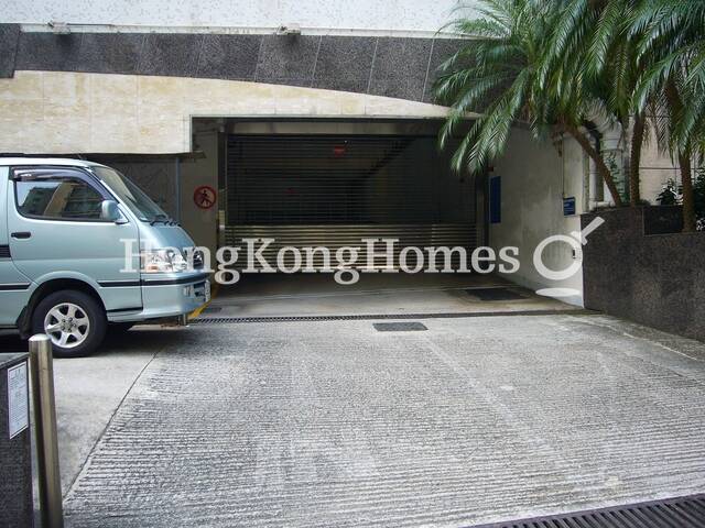 Wah Fung Mansion 華峰樓 for rent and sale - Tai Hang